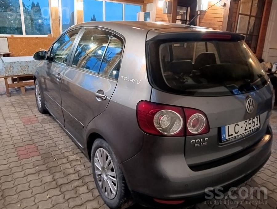 Pelēks Volkswagen Golf Plus 2006 Talsi, ar dzinēja tilpumu 1.90 L un nobraukumu 336 tūkst. km par 2200 €, foto 4 vietnē AUTOMOTO.COM.LV