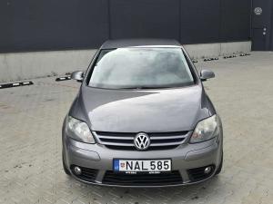 Pelēks Volkswagen Golf Plus 2006 Šauļi, ar dzinēja tilpumu 1.60 L un nobraukumu 134 tūkst. km par 1950 €, foto 3 vietnē AUTOMOTO.COM.LV