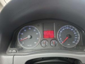 Pelēks Volkswagen Golf Plus 2006 Šauļi, ar dzinēja tilpumu 1.60 L un nobraukumu 134 tūkst. km par 1950 €, foto 15 vietnē AUTOMOTO.COM.LV