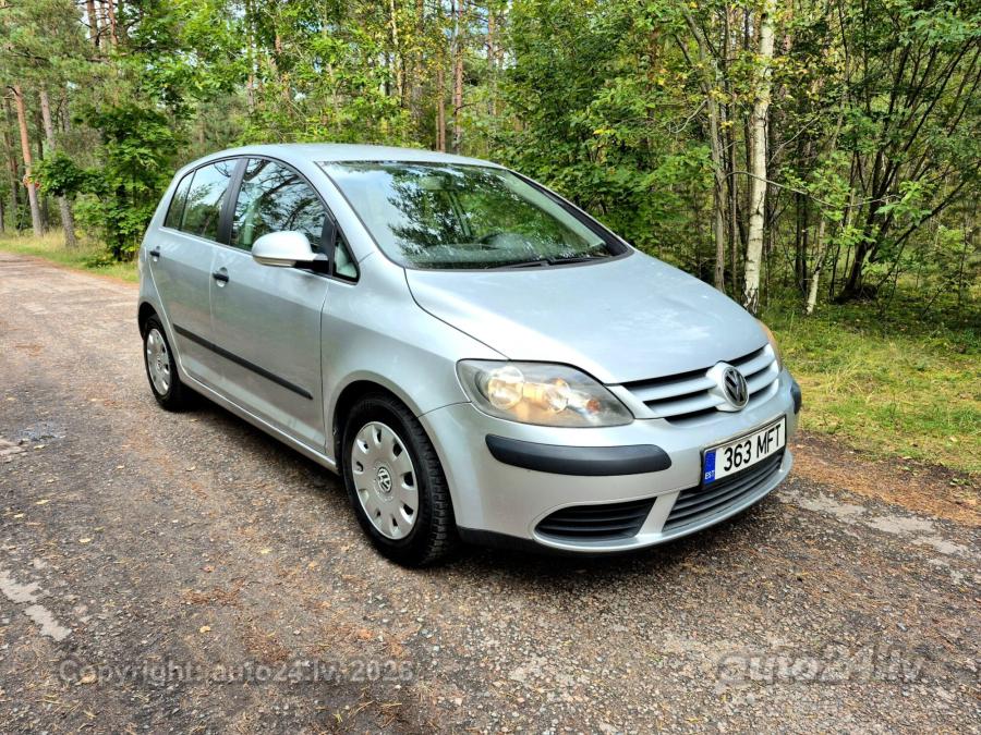 Pelēks Volkswagen Golf Plus 2006 Tallina, ar dzinēja tilpumu 1.60 L un nobraukumu 232 tūkst. km par 990 €, foto 1 vietnē AUTOMOTO.COM.LV