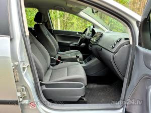 Pelēks Volkswagen Golf Plus 2006 Tallina, ar dzinēja tilpumu 1.60 L un nobraukumu 232 tūkst. km par 990 €, foto 7 vietnē AUTOMOTO.COM.LV
