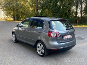 Pelēks Volkswagen Golf Plus 2007 Rīga, ar dzinēja tilpumu 1.90 L un nobraukumu 0 tūkst. km par 2299 €, foto 3 vietnē AUTOMOTO.COM.LV