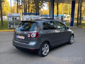 Pelēks Volkswagen Golf Plus 2007 Rīga, ar dzinēja tilpumu 1.90 L un nobraukumu 0 tūkst. km par 2299 €, foto 5 vietnē AUTOMOTO.COM.LV
