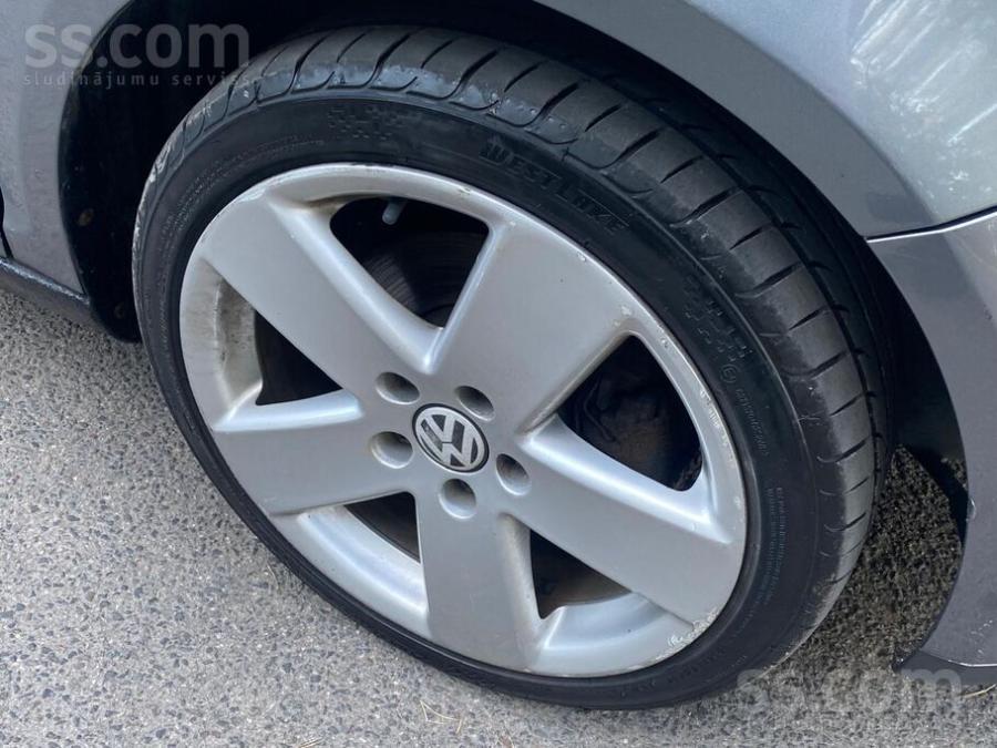 Pelēks Volkswagen Golf Plus 2007 Rīga, ar dzinēja tilpumu 1.90 L un nobraukumu 0 tūkst. km par 2299 €, foto 23 vietnē AUTOMOTO.COM.LV
