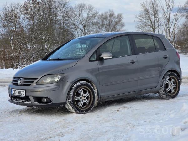 Pelēks Volkswagen Golf Plus 2007 Liepāja, ar dzinēja tilpumu 1.90 L un nobraukumu 344 tūkst. km par 1990 €, foto 3 vietnē AUTOMOTO.COM.LV