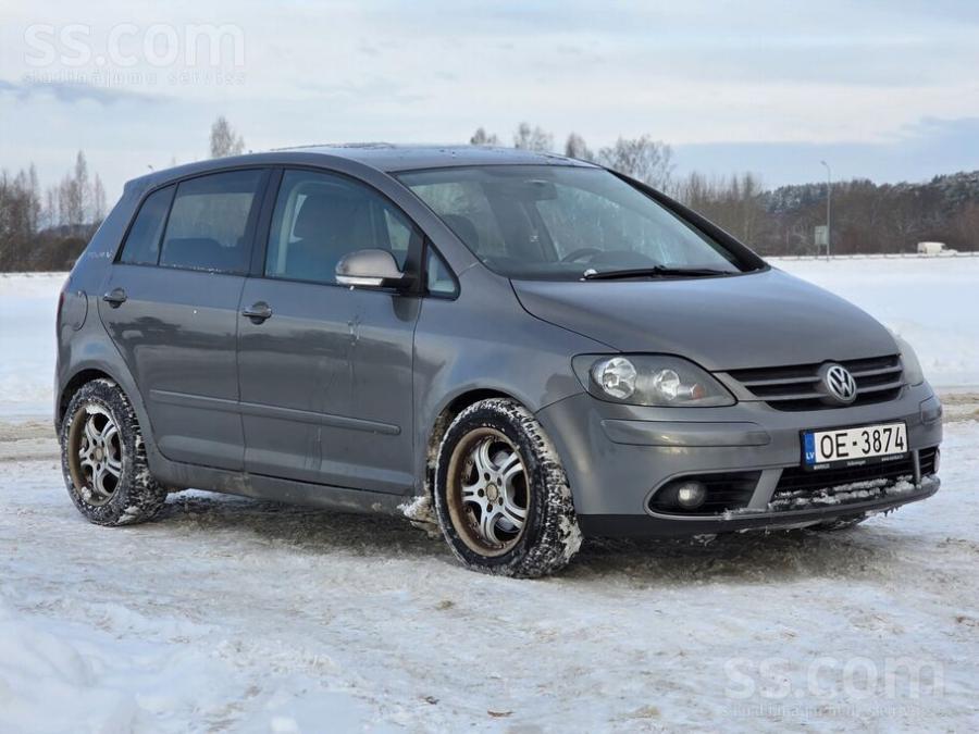 Pelēks Volkswagen Golf Plus 2007 Liepāja, ar dzinēja tilpumu 1.90 L un nobraukumu 344 tūkst. km par 1990 €, foto 5 vietnē AUTOMOTO.COM.LV