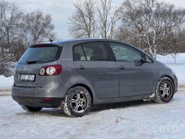 Pelēks Volkswagen Golf Plus 2007 Liepāja, ar dzinēja tilpumu 1.90 L un nobraukumu 344 tūkst. km par 1990 €, foto 7 vietnē AUTOMOTO.COM.LV