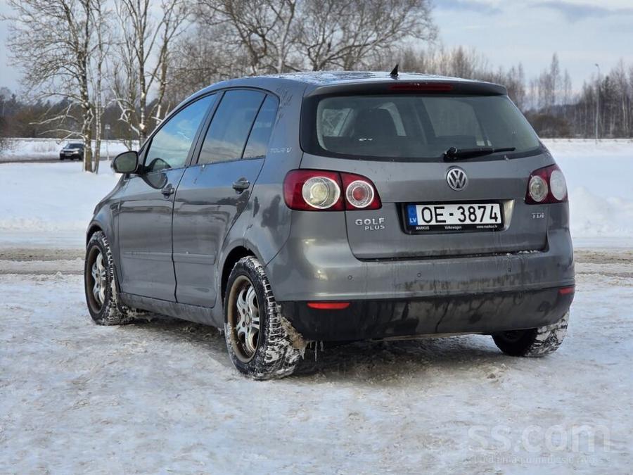 Pelēks Volkswagen Golf Plus 2007 Liepāja, ar dzinēja tilpumu 1.90 L un nobraukumu 344 tūkst. km par 1990 €, foto 10 vietnē AUTOMOTO.COM.LV