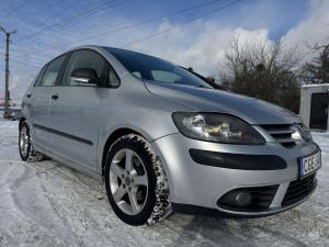 Grey Volkswagen Golf Plus 2007 in Kaunas, with an engine capacity of 1.90 L and mileage of 340 thousand km for 1680 €, photo 2 on AUTOMOTO.COM.LV