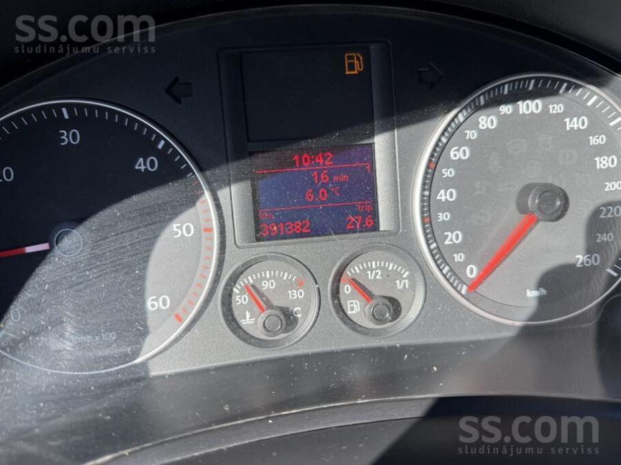 Серый Фольксваген Гольф Плюс 2007 в Салдус, объемом двигателя 1.90 л и пробегом 391 тыс. км за 3090 €, фото 16 на AUTOMOTO.COM.LV