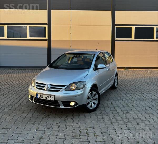 Grey Volkswagen Golf Plus 2007 in Balvi, with an engine capacity of 1.90 L and mileage of 256 thousand km for 2250 €, photo 2 on AUTOMOTO.COM.LV