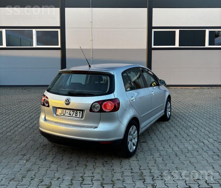 Grey Volkswagen Golf Plus 2007 in Balvi, with an engine capacity of 1.90 L and mileage of 256 thousand km for 2250 €, photo 5 on AUTOMOTO.COM.LV