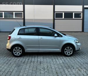 Grey Volkswagen Golf Plus 2007 in Balvi, with an engine capacity of 1.90 L and mileage of 256 thousand km for 2250 €, photo 6 on AUTOMOTO.COM.LV