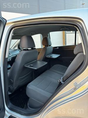 Grey Volkswagen Golf Plus 2007 in Balvi, with an engine capacity of 1.90 L and mileage of 256 thousand km for 2250 €, photo 14 on AUTOMOTO.COM.LV