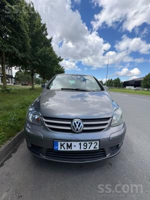 Grey Volkswagen Golf Plus 2007 in Riga, with an engine capacity of 2.00 L and mileage of 370 thousand km for 1390 €, photo 4 on AUTOMOTO.COM.LV
