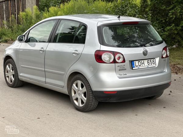 Pelēks Volkswagen Golf Plus 2007 Šauļi, ar dzinēja tilpumu 1.90 L un nobraukumu 308 tūkst. km par 1750 €, foto 2 vietnē AUTOMOTO.COM.LV