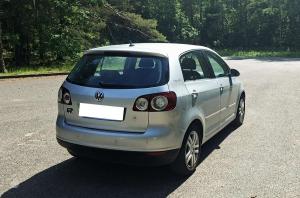Grey Volkswagen Golf Plus 2007 in Anyksciai, with an engine capacity of 1.97 L and mileage of 239 thousand km for 2100 €, photo 6 on AUTOMOTO.COM.LV