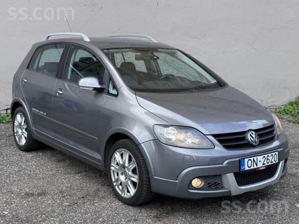 Pelēks Volkswagen Golf Plus 2007 Rīga, ar dzinēja tilpumu 2.00 L un nobraukumu 202 tūkst. km par 4790 €, foto 2 vietnē AUTOMOTO.COM.LV