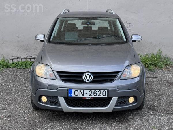 Pelēks Volkswagen Golf Plus 2007 Rīga, ar dzinēja tilpumu 2.00 L un nobraukumu 202 tūkst. km par 4790 €, foto 4 vietnē AUTOMOTO.COM.LV