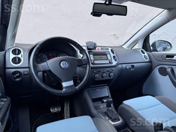 Pelēks Volkswagen Golf Plus 2007 Rīga, ar dzinēja tilpumu 2.00 L un nobraukumu 202 tūkst. km par 4790 €, foto 7 vietnē AUTOMOTO.COM.LV