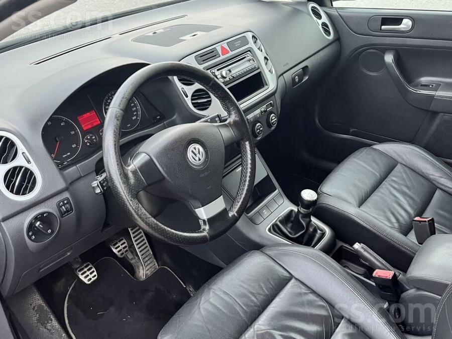 Pelēks Volkswagen Golf Plus 2007 Valmiera, ar dzinēja tilpumu 1.90 L un nobraukumu 334 tūkst. km par 2350 €, foto 11 vietnē AUTOMOTO.COM.LV