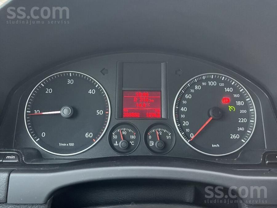 Pelēks Volkswagen Golf Plus 2007 Valmiera, ar dzinēja tilpumu 1.90 L un nobraukumu 334 tūkst. km par 2350 €, foto 15 vietnē AUTOMOTO.COM.LV