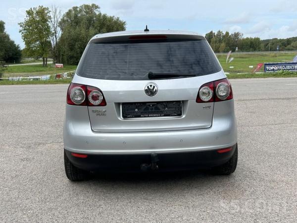 Grey Volkswagen Golf Plus 2007 in Liepaja, with an engine capacity of 1.90 L and mileage of 0 thousand km for 3300 €, photo 8 on AUTOMOTO.COM.LV
