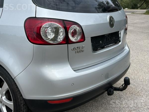 Grey Volkswagen Golf Plus 2007 in Liepaja, with an engine capacity of 1.90 L and mileage of 0 thousand km for 3300 €, photo 10 on AUTOMOTO.COM.LV