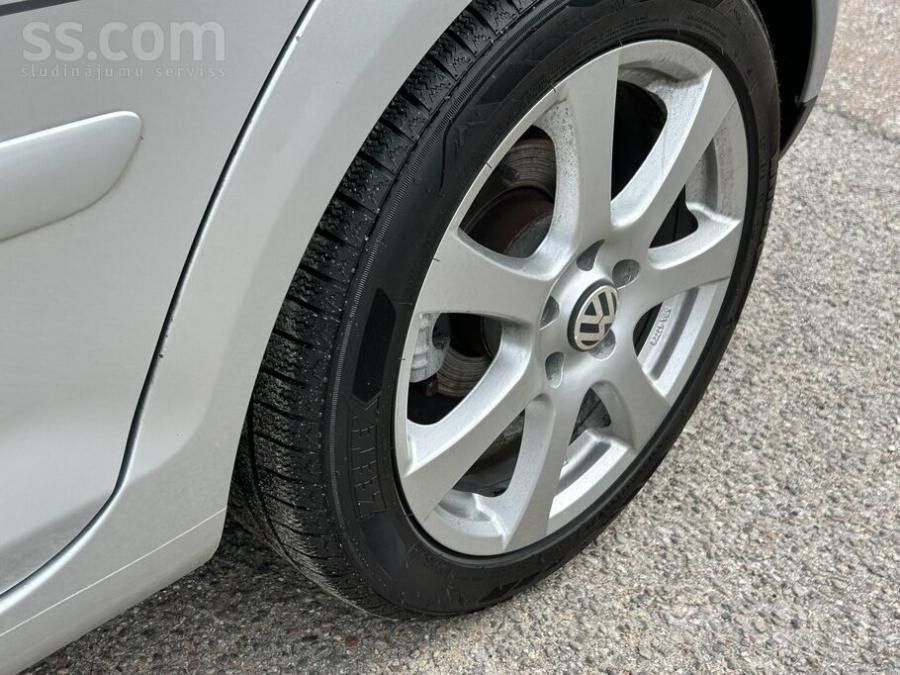 Pelēks Volkswagen Golf Plus 2007 Liepāja, ar dzinēja tilpumu 1.90 L un nobraukumu 0 tūkst. km par 3300 €, foto 11 vietnē AUTOMOTO.COM.LV
