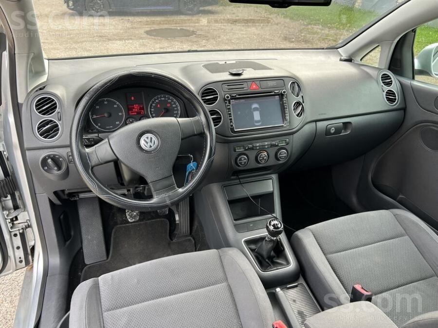 Pelēks Volkswagen Golf Plus 2007 Liepāja, ar dzinēja tilpumu 1.90 L un nobraukumu 0 tūkst. km par 3300 €, foto 17 vietnē AUTOMOTO.COM.LV