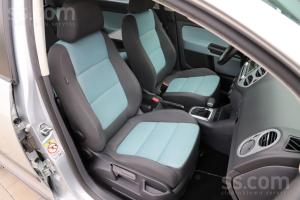 Grey Volkswagen Golf Plus 2007 in Tukums, with an engine capacity of 1.90 L and mileage of 212 thousand km for 5500 €, photo 10 on AUTOMOTO.COM.LV