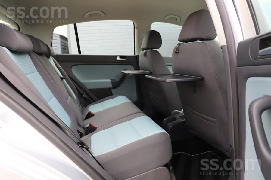 Grey Volkswagen Golf Plus 2007 in Tukums, with an engine capacity of 1.90 L and mileage of 212 thousand km for 5500 €, photo 16 on AUTOMOTO.COM.LV