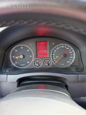 Grey Volkswagen Golf Plus 2007 in Jelgava, with an engine capacity of 1.90 L and mileage of 356 thousand km for 1900 €, photo 9 on AUTOMOTO.COM.LV