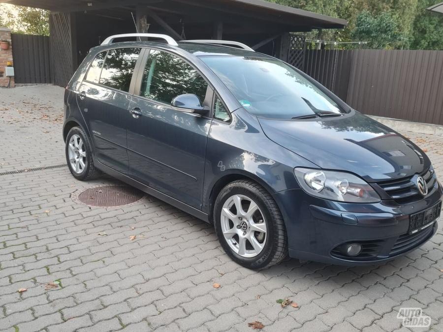 Pelēks Volkswagen Golf Plus 2007 Viļņa, ar dzinēja tilpumu 1.90 L un nobraukumu 212 tūkst. km par 3250 €, foto 1 vietnē AUTOMOTO.COM.LV