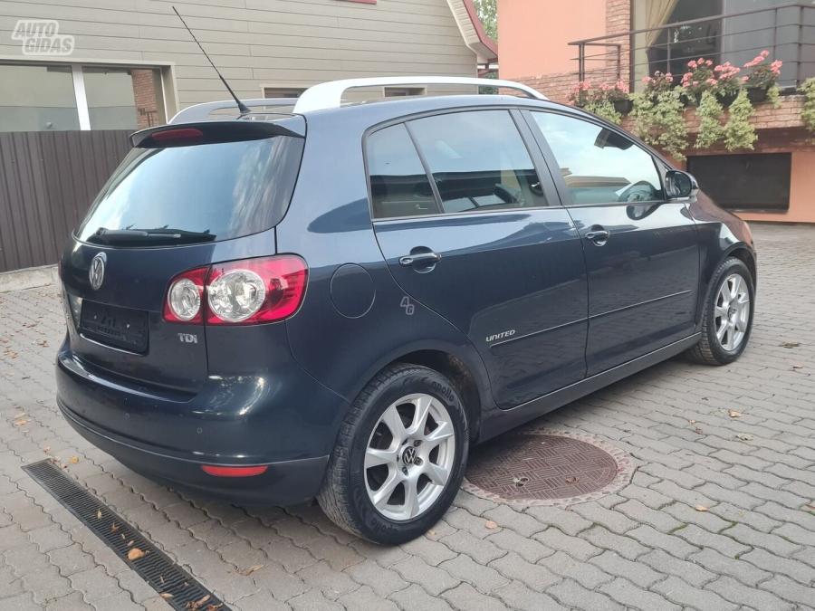 Pelēks Volkswagen Golf Plus 2007 Viļņa, ar dzinēja tilpumu 1.90 L un nobraukumu 212 tūkst. km par 3250 €, foto 12 vietnē AUTOMOTO.COM.LV
