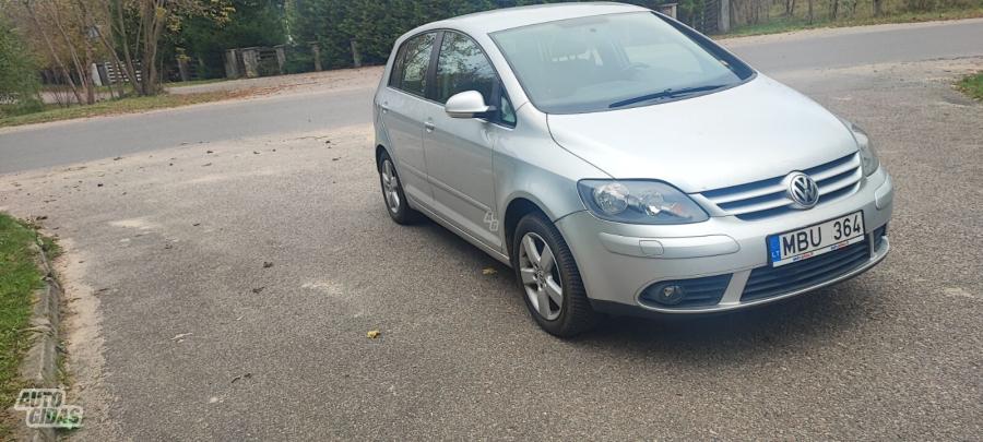 Pelēks Volkswagen Golf Plus 2007 Viļņa, ar dzinēja tilpumu 1.90 L un nobraukumu 310 tūkst. km par 1990 €, foto 4 vietnē AUTOMOTO.COM.LV