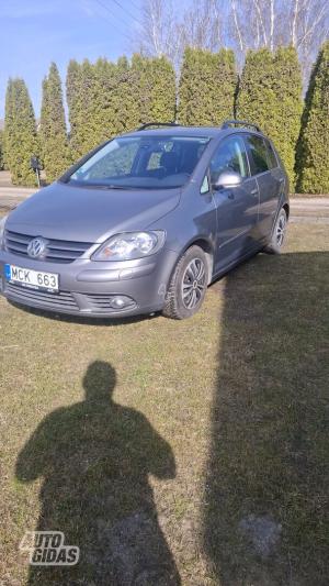 Grey Volkswagen Golf Plus 2008 in Vilnius, with an engine capacity of 1.90 L and mileage of 214 thousand km for 3800 €, photo 6 on AUTOMOTO.COM.LV