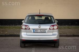 Grey Volkswagen Golf Plus 2008 in Talsi, with an engine capacity of 1.90 L and mileage of 218 thousand km for 2950 €, photo 6 on AUTOMOTO.COM.LV