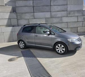 Grey Volkswagen Golf Plus 2008 in Vilnius, with an engine capacity of 1.39 L and mileage of 191 thousand km for 3000 €, photo 6 on AUTOMOTO.COM.LV