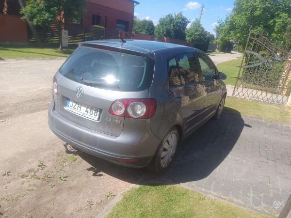 Grey Volkswagen Golf Plus 2008 in Kaunas, with an engine capacity of 1.97 L and mileage of 352 thousand km for 1450 €, photo 4 on AUTOMOTO.COM.LV