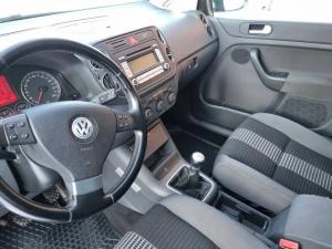 Grey Volkswagen Golf Plus 2008 in Jekabpils, with an engine capacity of 1.90 L and mileage of 283 thousand km for 4150 €, photo 14 on AUTOMOTO.COM.LV