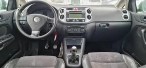 Pelēks Volkswagen Golf Plus 2008 Valmiera, ar dzinēja tilpumu 2.00 L un nobraukumu 391 tūkst. km par 2500 €, foto 8 vietnē AUTOMOTO.COM.LV