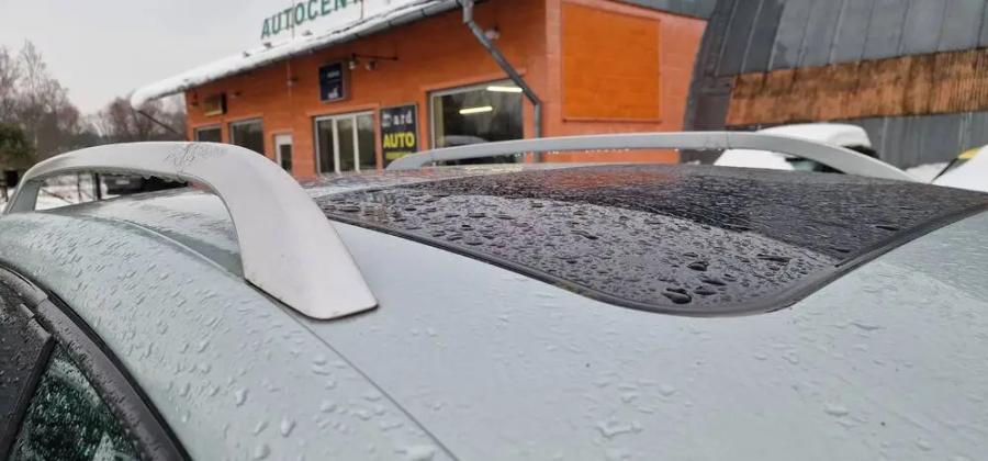 Pelēks Volkswagen Golf Plus 2008 Valmiera, ar dzinēja tilpumu 2.00 L un nobraukumu 391 tūkst. km par 2500 €, foto 13 vietnē AUTOMOTO.COM.LV