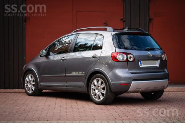 Pelēks Volkswagen Golf Plus 2008 Daugavpils, ar dzinēja tilpumu 1.90 L un nobraukumu 261 tūkst. km par 3950 €, foto 5 vietnē AUTOMOTO.COM.LV