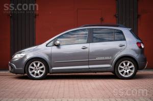 Pelēks Volkswagen Golf Plus 2008 Daugavpils, ar dzinēja tilpumu 1.90 L un nobraukumu 261 tūkst. km par 3950 €, foto 7 vietnē AUTOMOTO.COM.LV