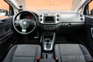 Pelēks Volkswagen Golf Plus 2008 Daugavpils, ar dzinēja tilpumu 1.90 L un nobraukumu 261 tūkst. km par 3950 €, foto 14 vietnē AUTOMOTO.COM.LV