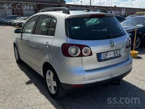 Grey Volkswagen Golf Plus 2008 in Daugavpils, with an engine capacity of 2.00 L and mileage of 0 thousand km for 3750 €, photo 5 on AUTOMOTO.COM.LV