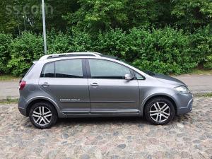 Grey Volkswagen Golf Plus 2008 in Riga, with an engine capacity of 1.90 L and mileage of 0 thousand km for 3700 €, photo 5 on AUTOMOTO.COM.LV