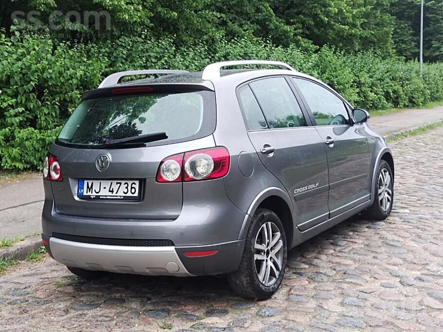 Grey Volkswagen Golf Plus 2008 in Riga, with an engine capacity of 1.90 L and mileage of 0 thousand km for 3700 €, photo 6 on AUTOMOTO.COM.LV