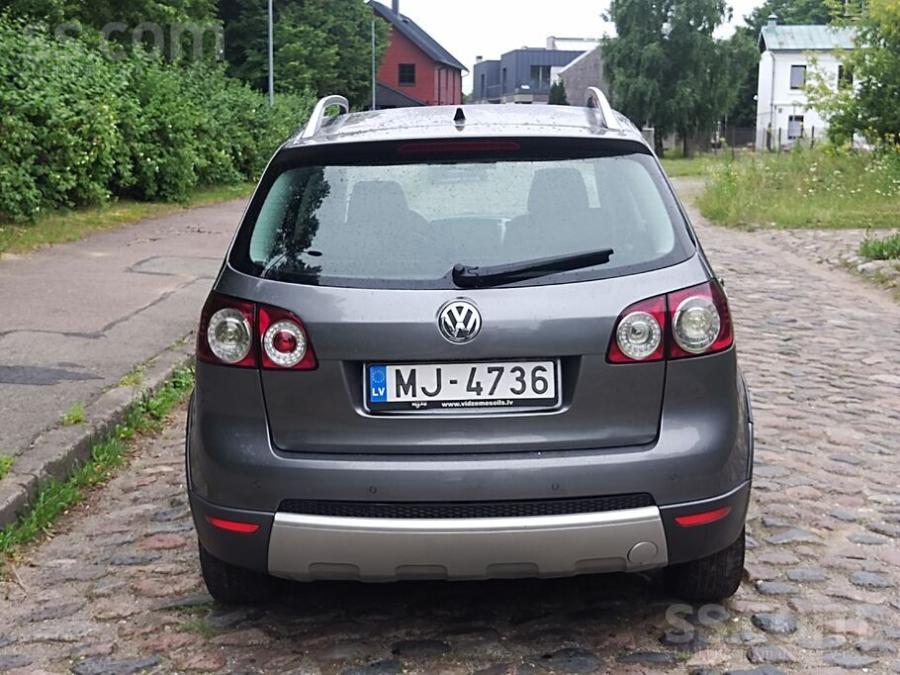 Grey Volkswagen Golf Plus 2008 in Riga, with an engine capacity of 1.90 L and mileage of 0 thousand km for 3700 €, photo 7 on AUTOMOTO.COM.LV